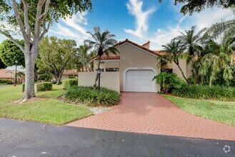 La Corniche at Boca Pointe Apartments for Rent with High Ceilings ...