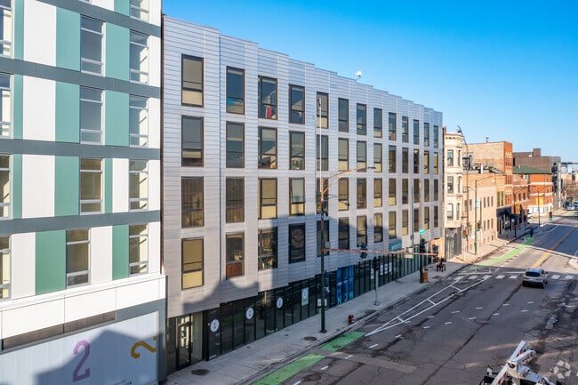 Apartments for Rent with Hardwood Floors in Noble Square, Chicago ...