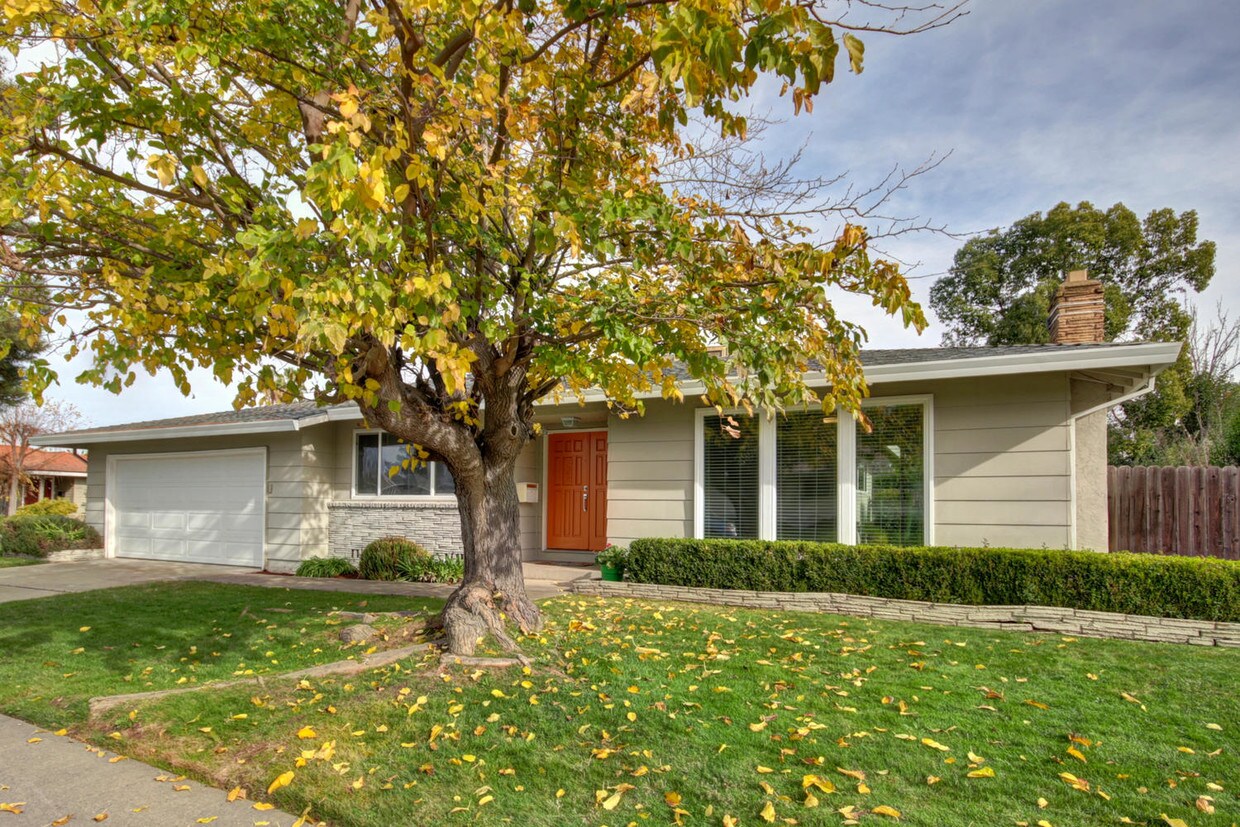 674 Clipper Way, Sacramento, CA 95831 - House Rental in Sacramento, CA ...