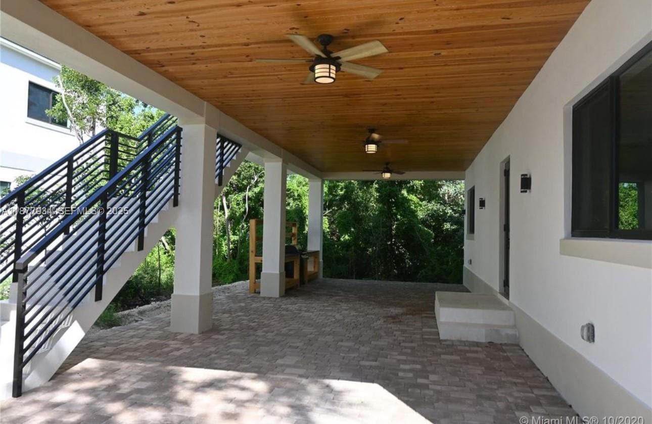 14 Coral Dr Unit 1, Key Largo, FL 33037 - Room for Rent in Key Largo ...