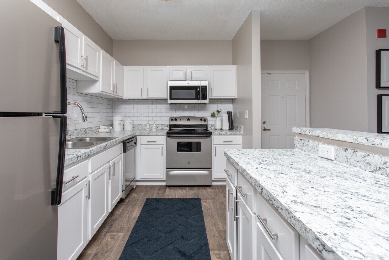Avenues of Kennesaw - 3900 George Busbee Pky Kennesaw, GA 30144 ...