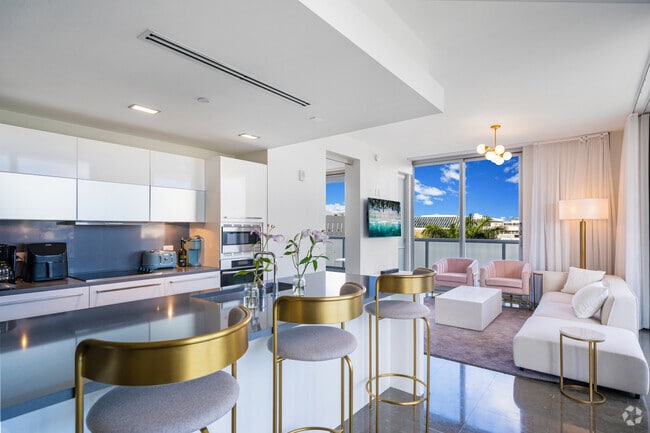 Best Luxury South Beach Apartments for Rent - Miami Beach, FL - 205 ...