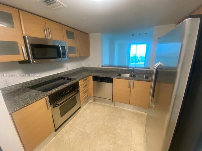 2101 Brickell Ave Unit 1401, Miami, FL 33129 - Condo for Rent in Miami, FL | Apartments.com