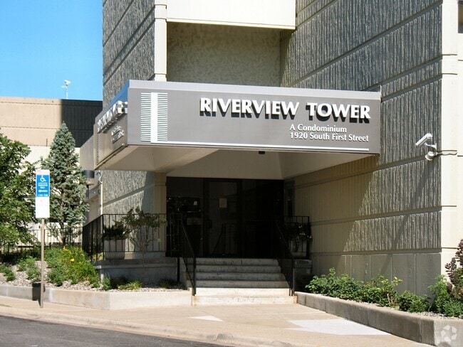 Riverview Tower - Apartments in Minneapolis, MN | Apartments.com