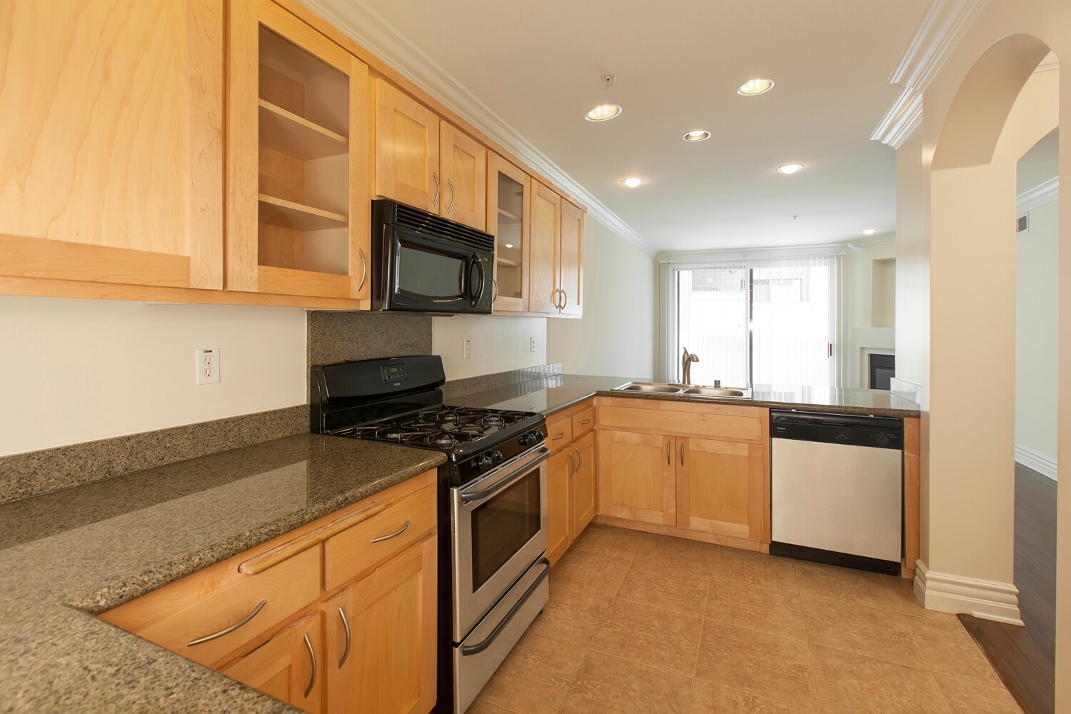 10355 Riverside Dr Unit 406, Toluca Lake, CA 91602 - 10355 Riverside Dr ...