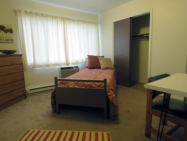 University Edge Apartments - Carbondale, IL | Apartments.com