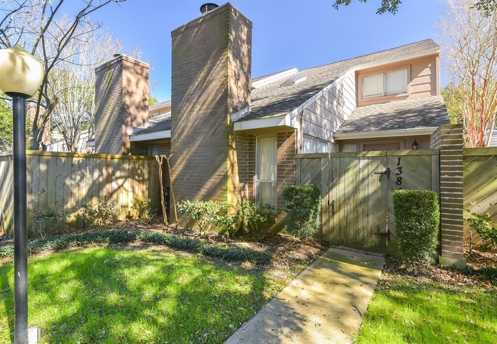 13845 Hollowgreen Dr, Houston, TX 77082 - Townhome Rentals in Houston ...