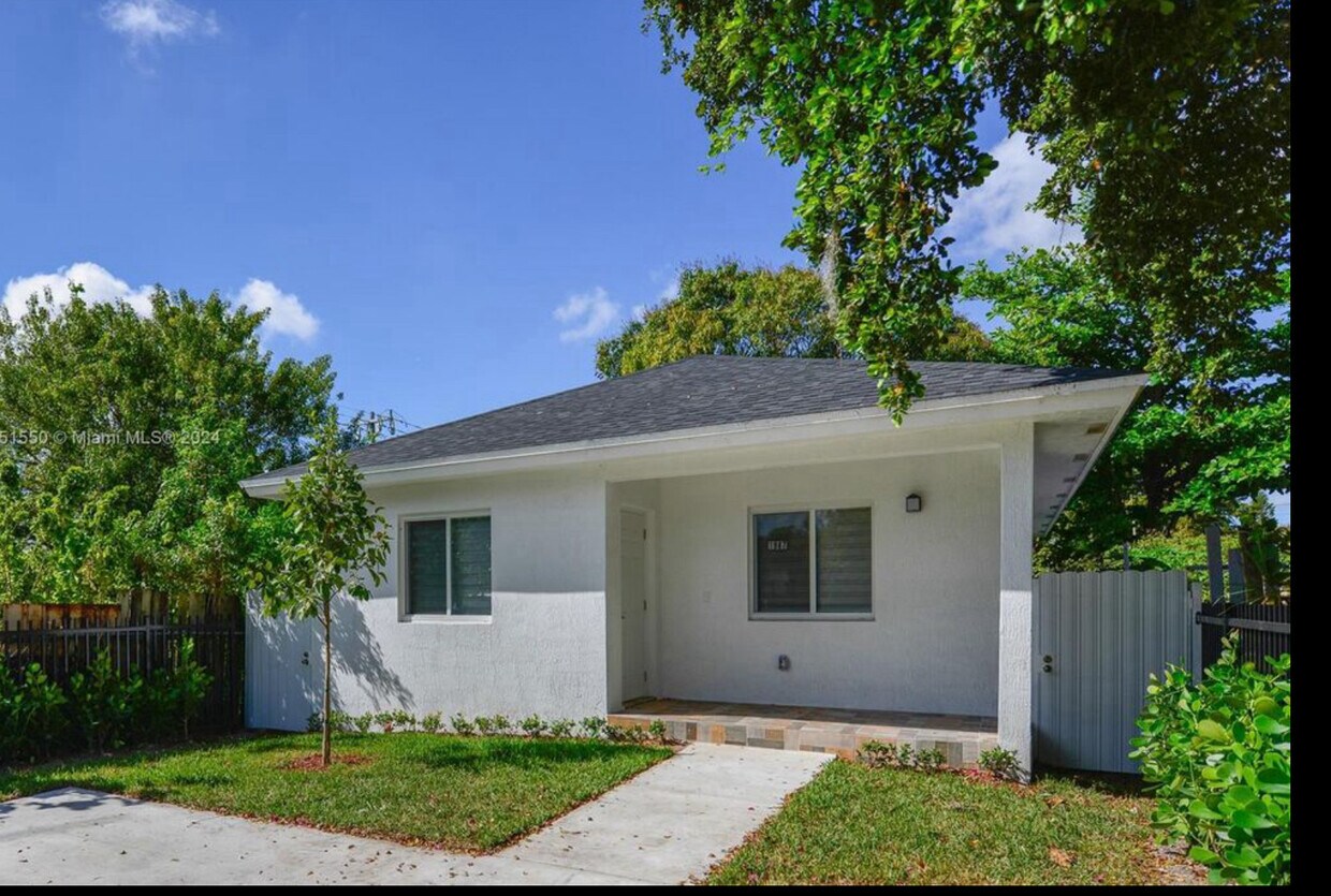 1987 NW 49th St Miami, FL 33142 - Alquileres en Miami, FL ...