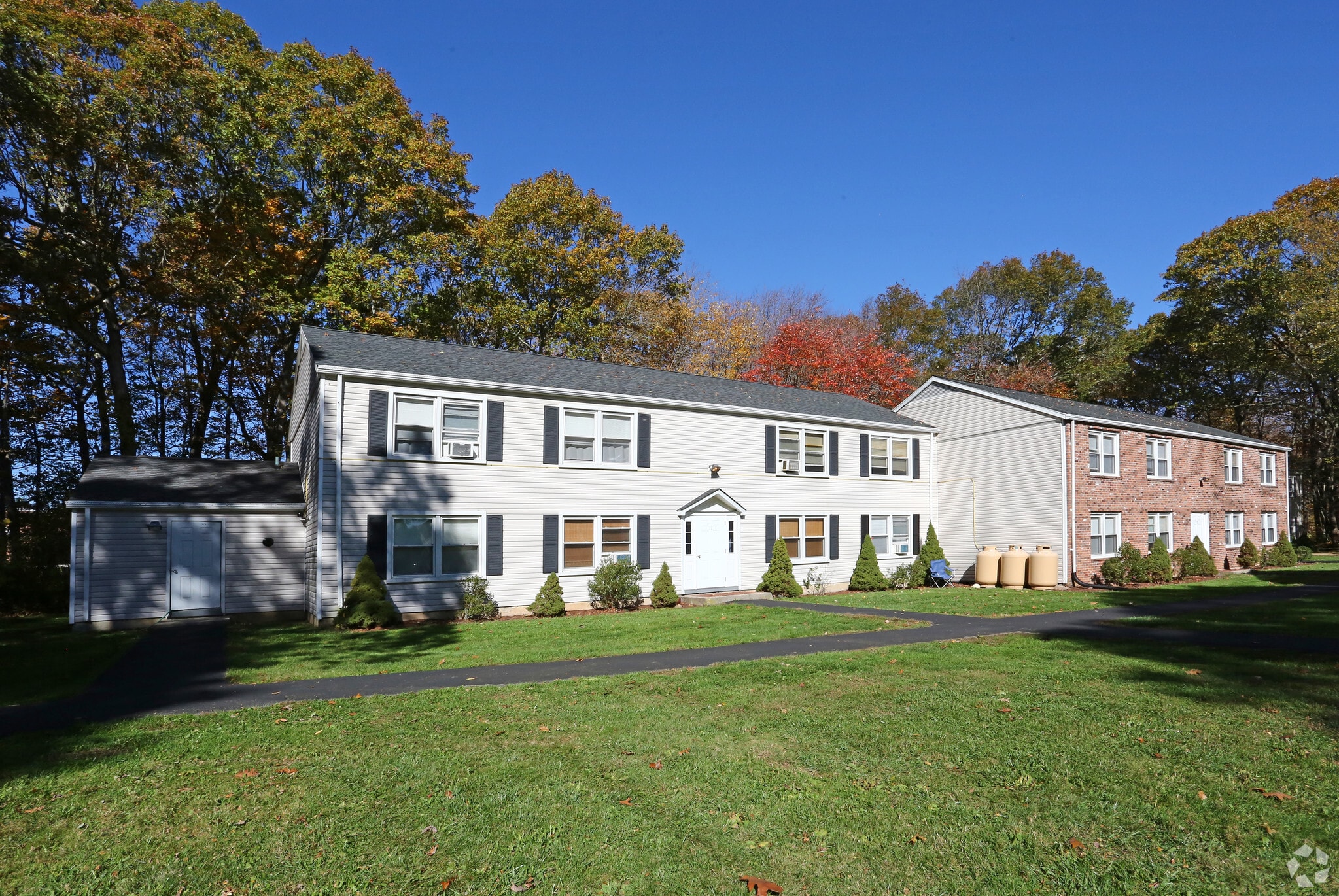 Fox Run Apartments - 5H Flintlock Rd Ledyard, CT 06339 | Apartments.com