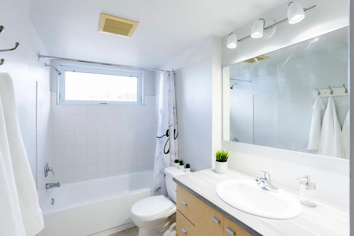 325 Rue Saint-Vallier E, Québec, QC G1K 9C5 Appartements - 325 Rue ...