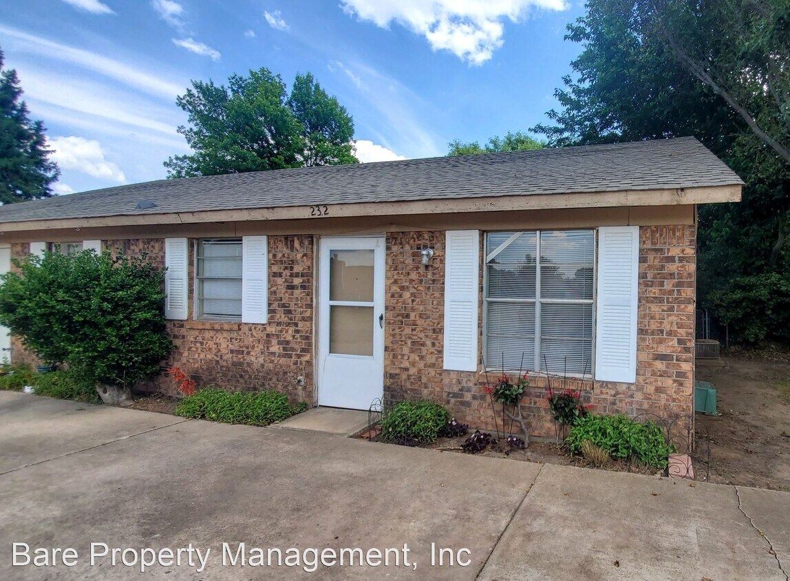 232 Falcon Ct, Norman, OK 73069 - House Rental in Norman, OK | Apartments.com