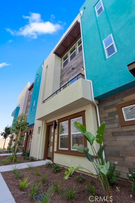915 E Mason Ln Unit 16, Anaheim, CA 92805 - Condo for Rent in Anaheim ...