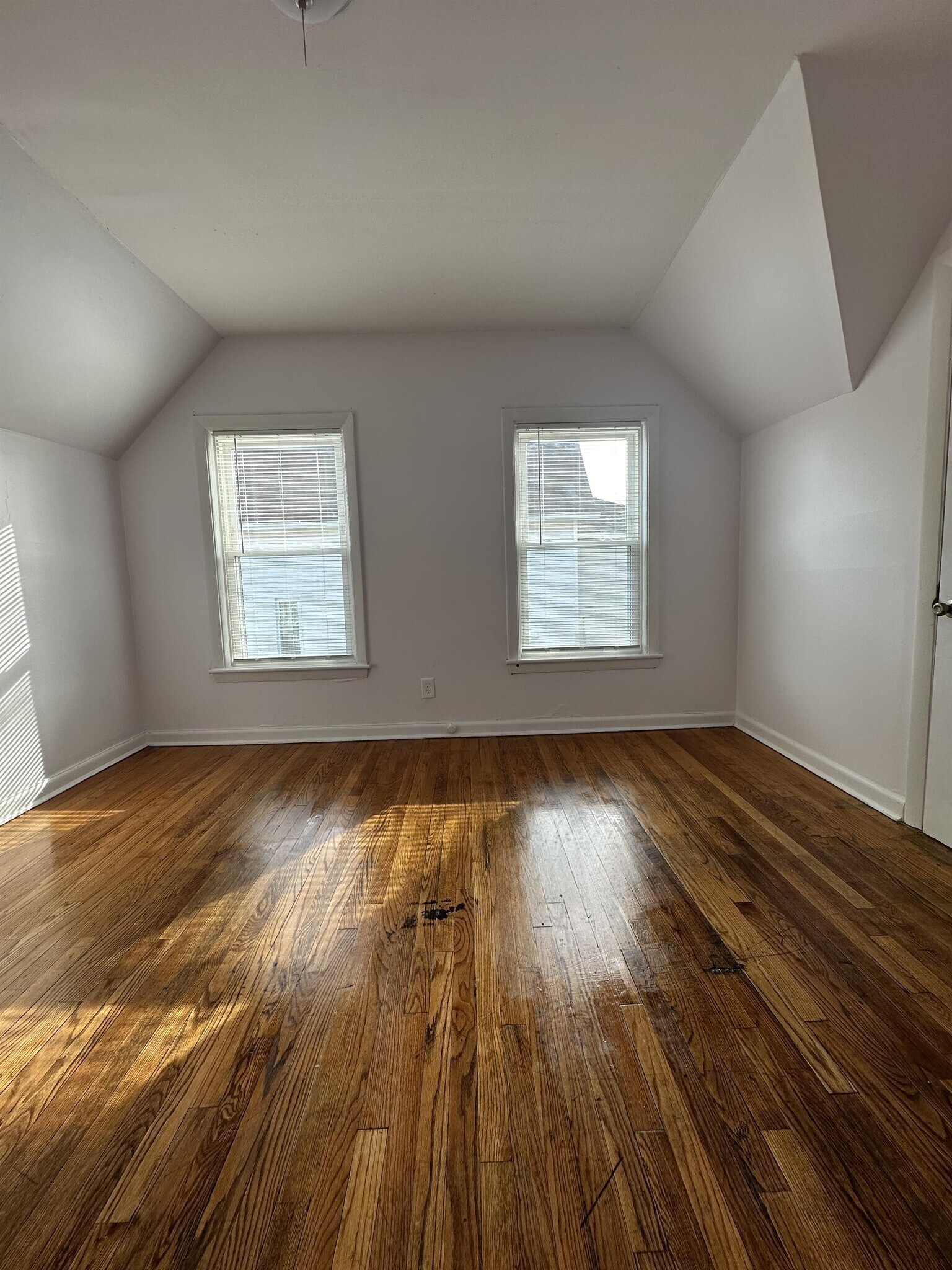 90 Andrew St, Springfield, MA 01109 - Townhome Rentals in Springfield ...