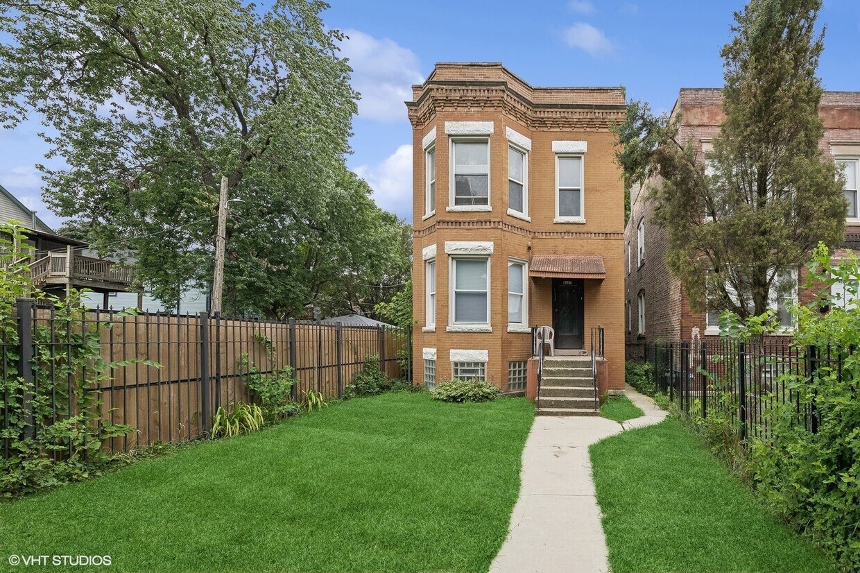 4117 W West End Ave, Chicago, IL 60624 - House Rental in Chicago, IL ...