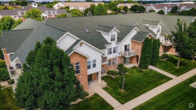 Smith's Crossing Loft Apartments for Rent - Sun Prairie, WI - Updated ...