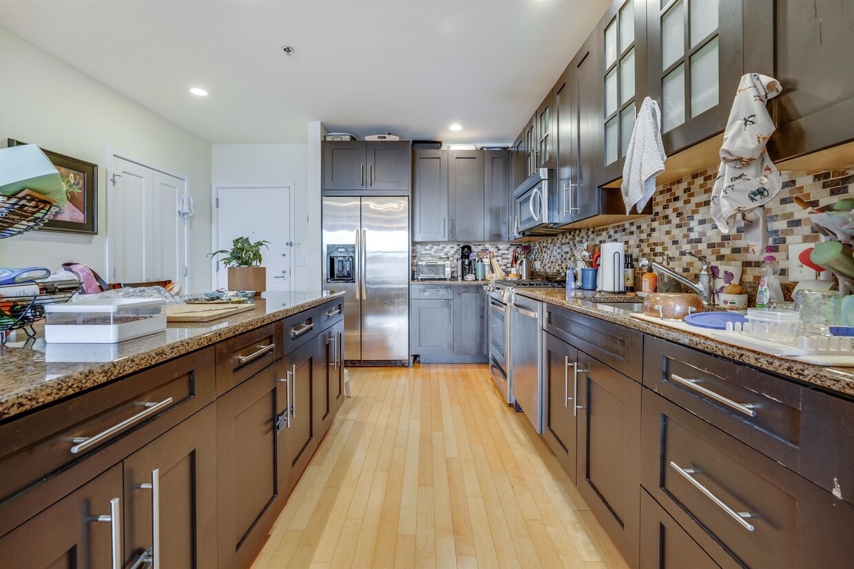 1125 Maxwell Ln Unit 1207, Hoboken, NJ 07030 - Condo for Rent in Hoboken, NJ | Apartments.com