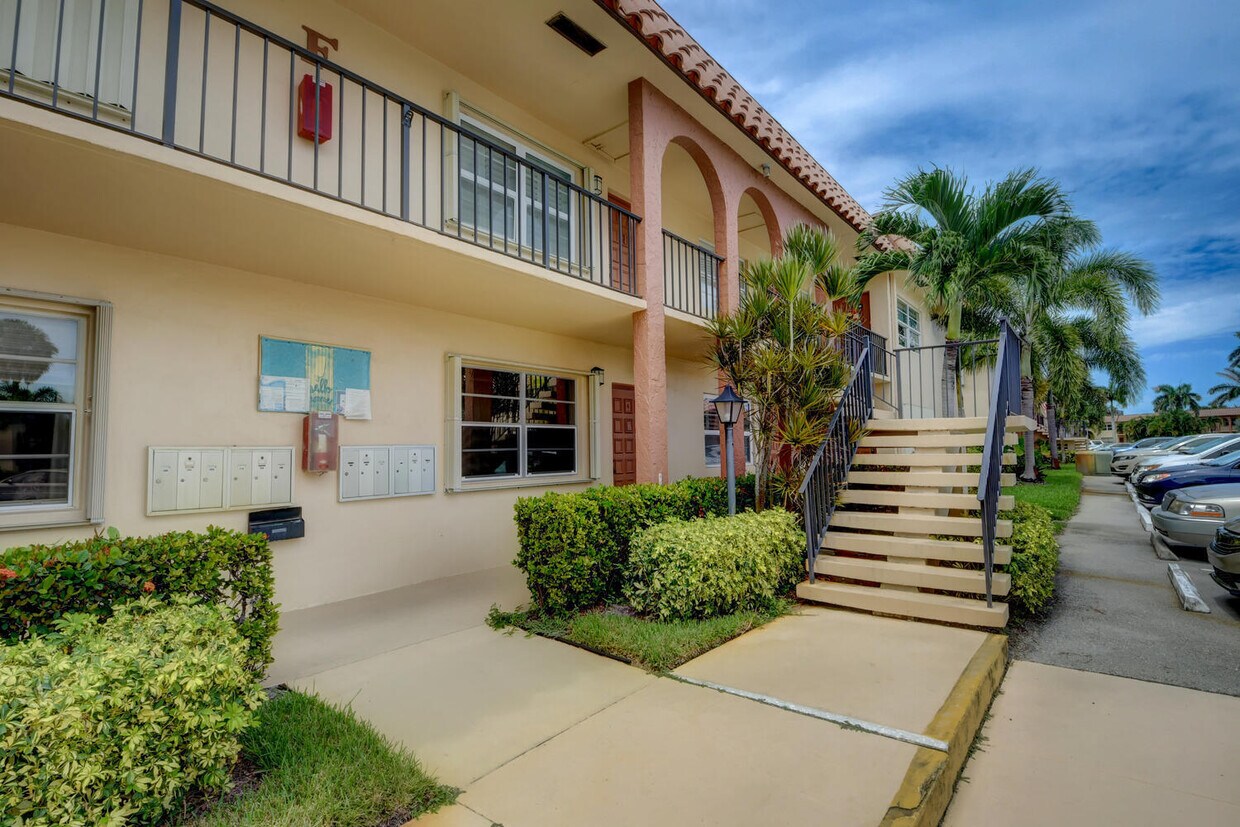 2600 S Kanner Hwy Unit F-4, Stuart, FL 34994 - Condo for Rent in Stuart ...