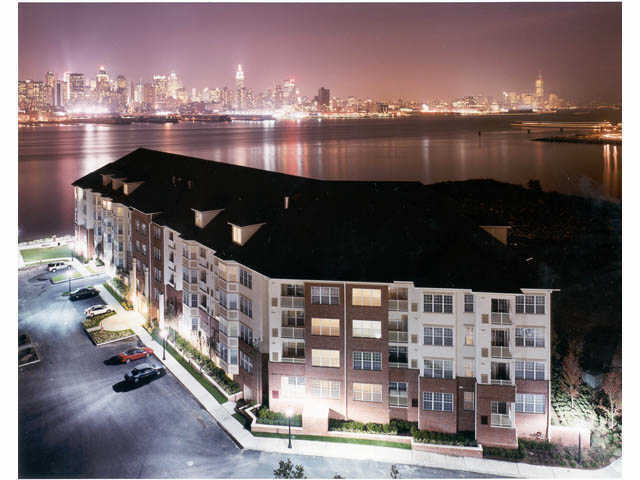 Riverbend at Port Imperial Apartments - West New York, NJ | Apartments.com