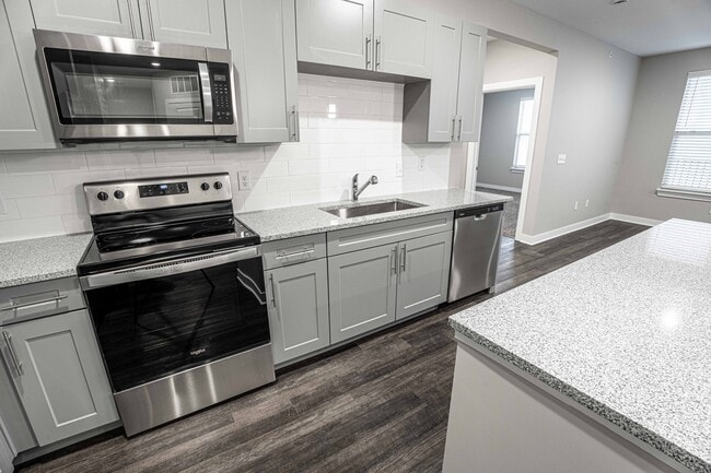 Founders Pointe Apartments - 7505 Founders Way Franklin, IN 46131 ...