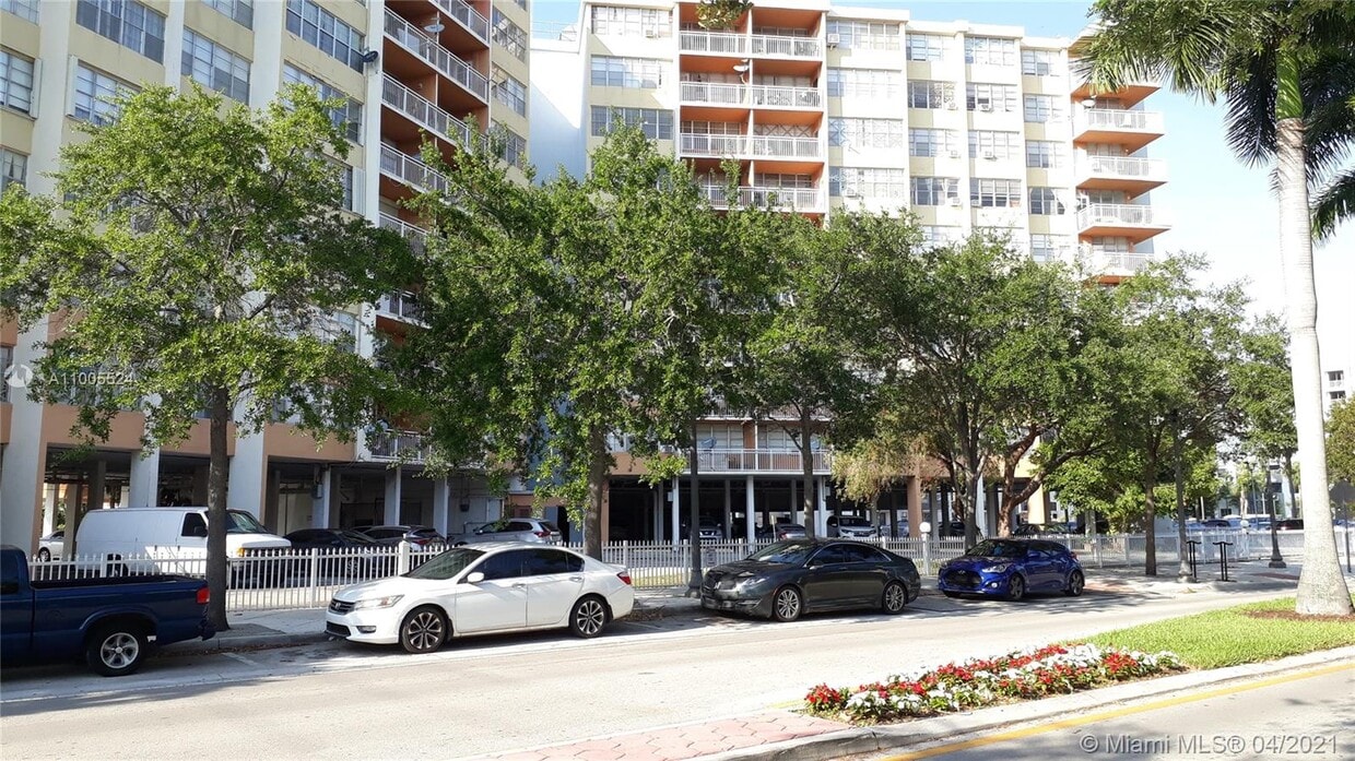 2025 NE 164th St Unit 519, North Miami Beach, FL 33162 - Condo for Rent in North Miami Beach, FL ...