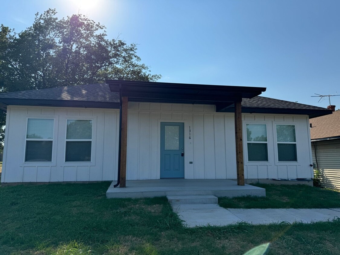 1316 S 13th St, Chickasha, OK 73018 - House Rental in Chickasha, OK ...
