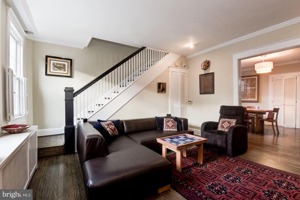 2113 37th St NW, Washington, DC 20007 - Townhome Rentals in Washington ...