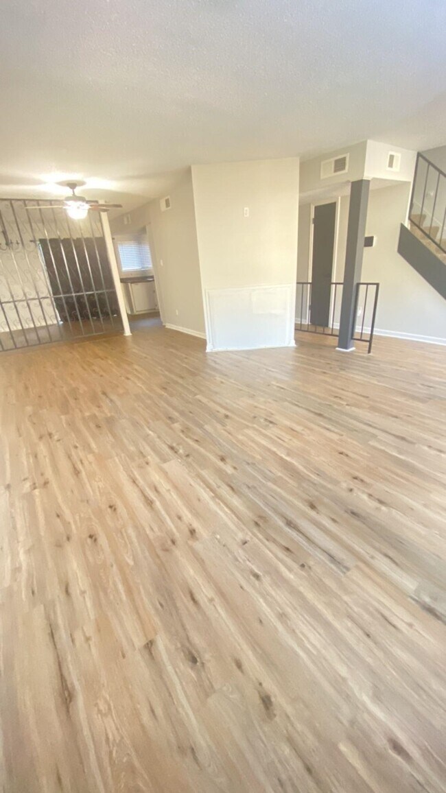 6732 Racquet Club Dr, Memphis, TN 38119 - House Rental in Memphis, TN ...