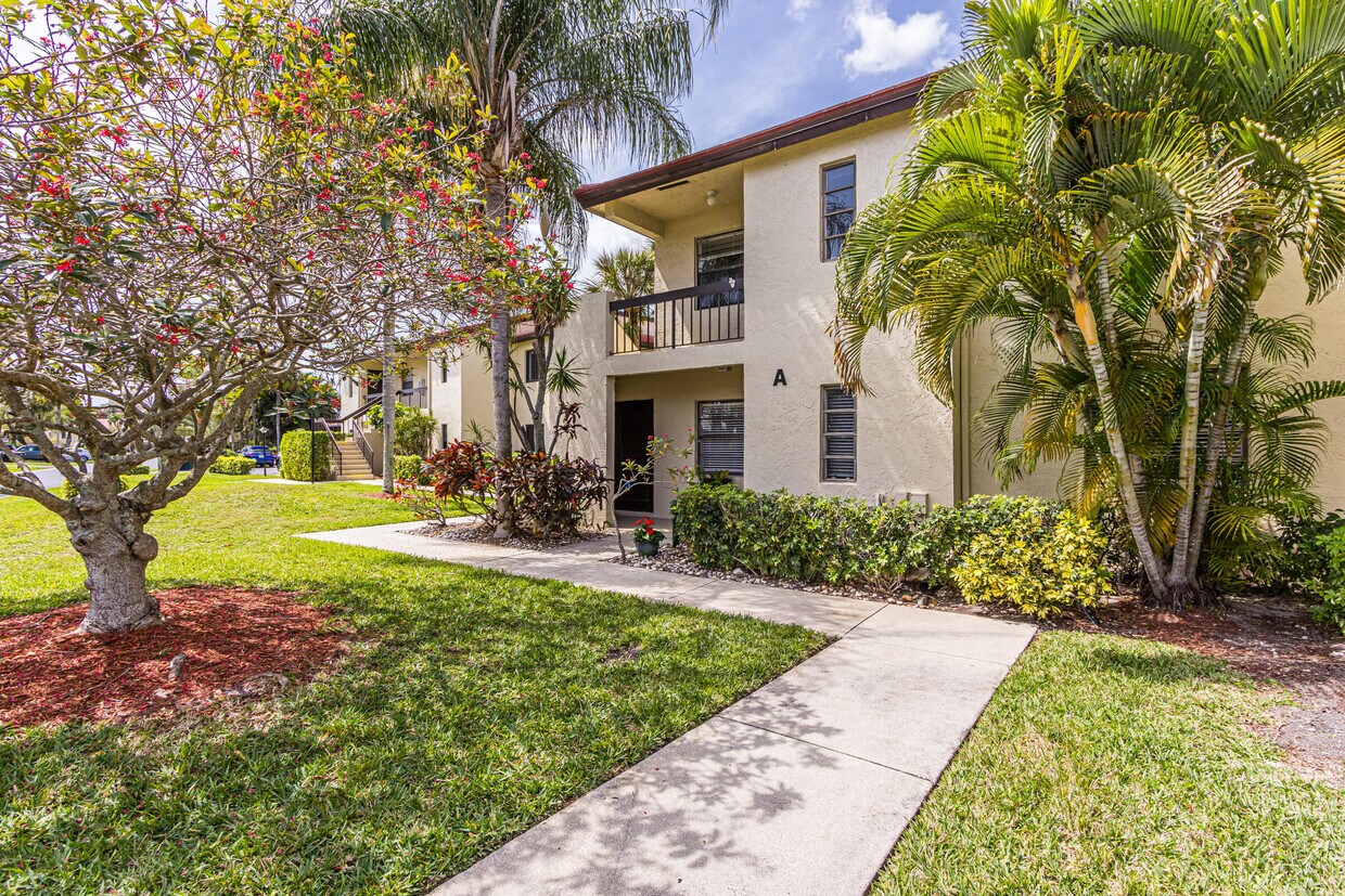 8520 Casa Del Lago Unit 50-B, Boca Raton, FL 33433 - Condo for Rent in ...