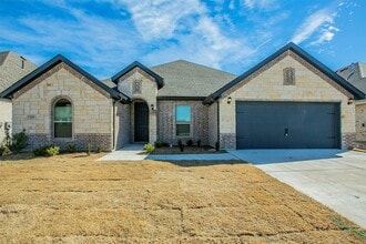 Morningstar Apartments for Rent with a Swimming Pool - Aledo, TX ...