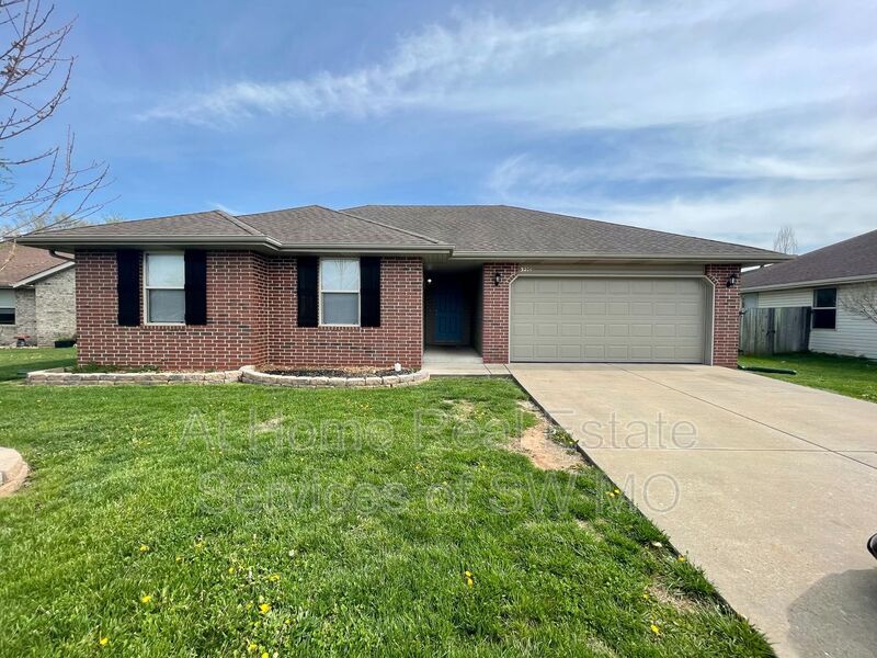 3214 W Webster, Springfield, MO 65803 - House Rental in Springfield, MO ...