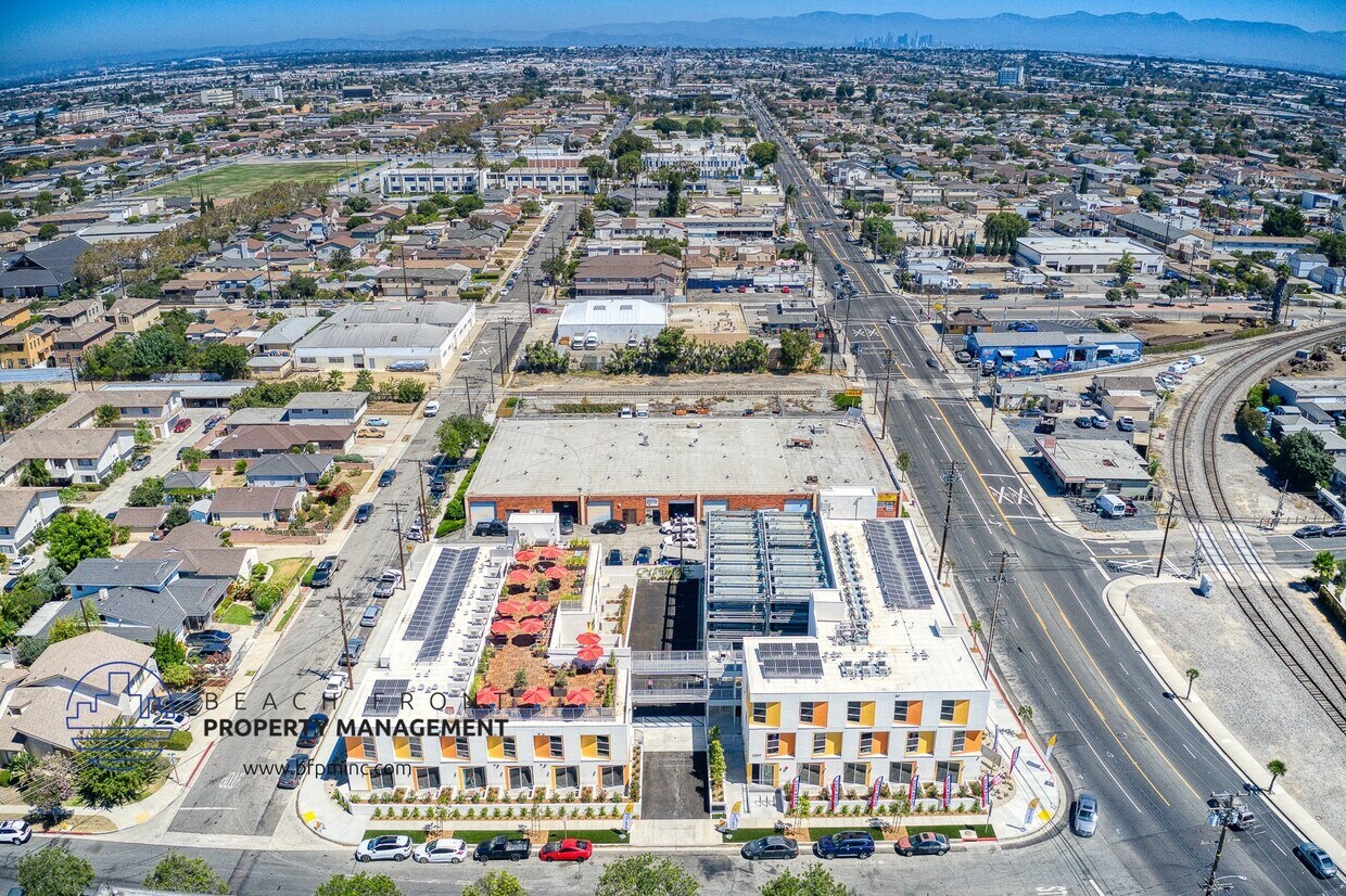 Cocoon 63 - Apartments in Gardena, CA | Westside Rentals