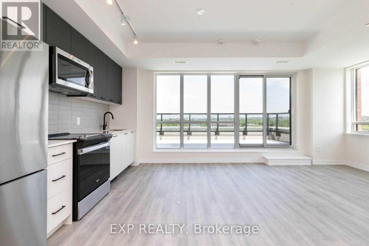 2300-2300 St Clair Ave W, Toronto (Junction Area), ON M6N 0B3 - Maison ...