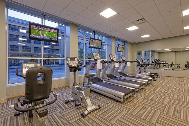 Highpoint on Columbus Commons Apartments - Columbus, OH | Apartments.com
