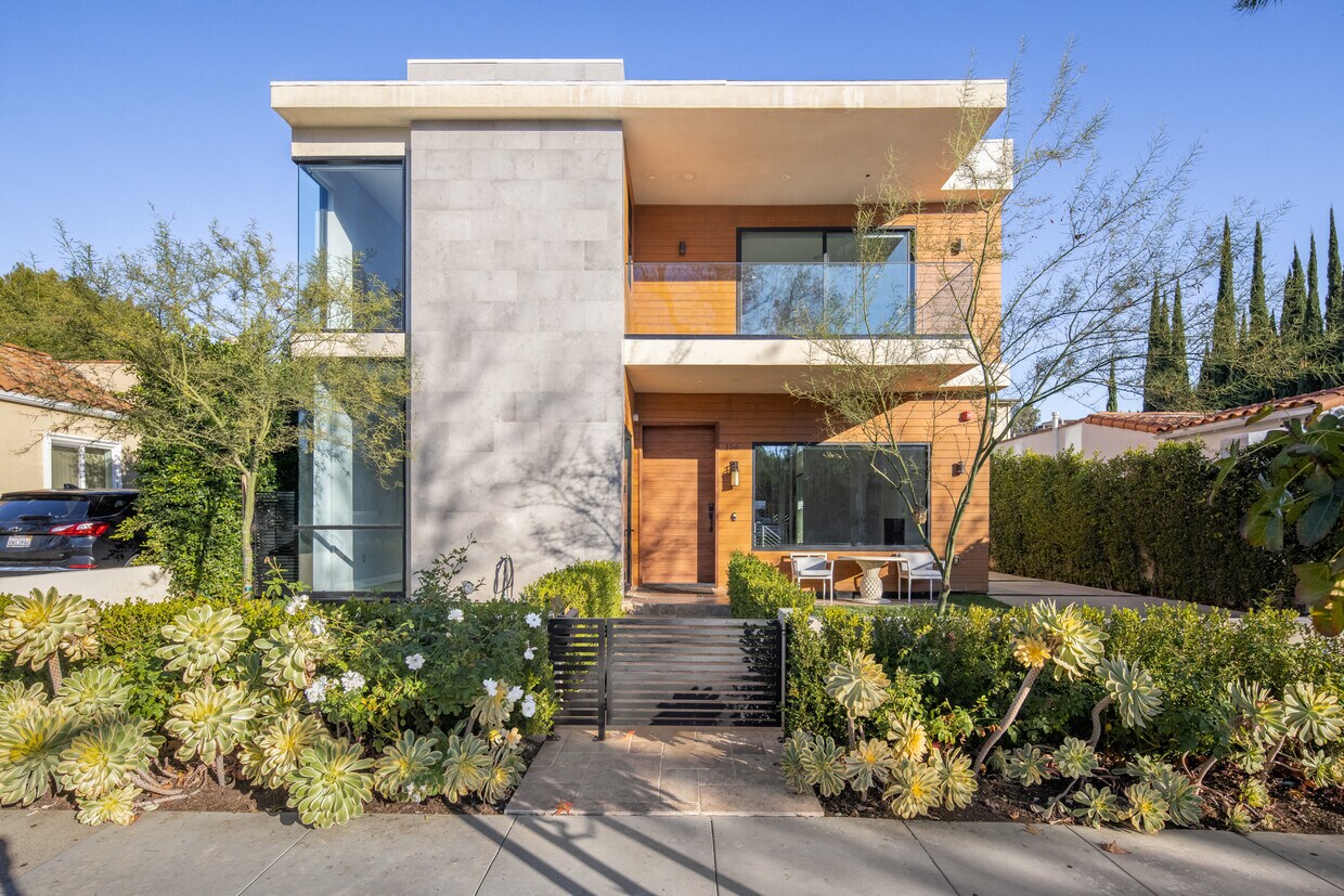 156 N Wetherly Dr, Beverly Hills, CA 90211 - House Rental in Beverly ...