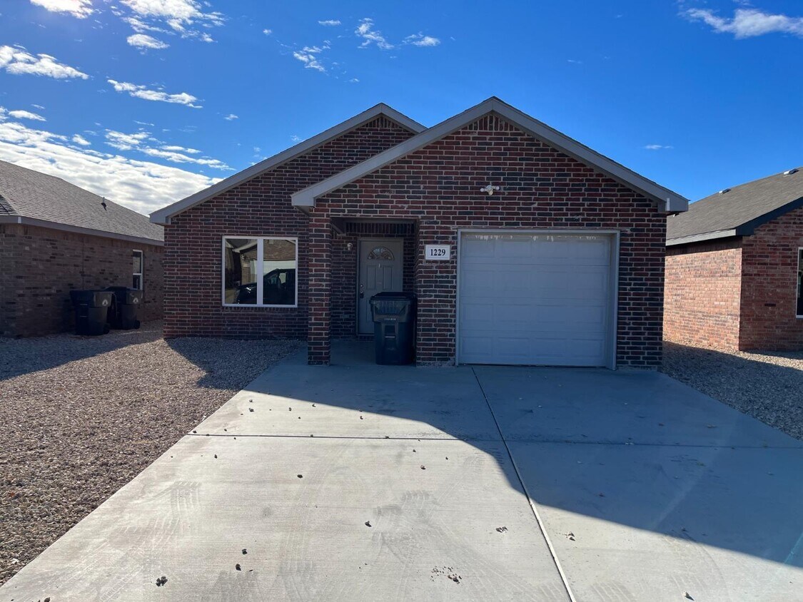 1229 Wheelock St, Lubbock, TX 79403 - House Rental in Lubbock, TX ...