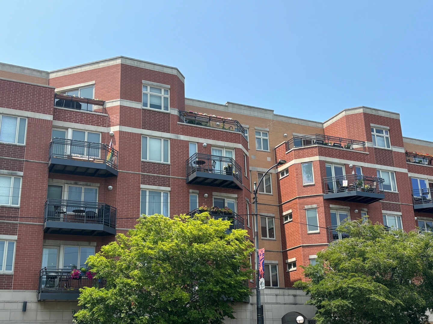 4950 N Western Ave, Chicago, IL 60625 - House Rental in Chicago, IL ...