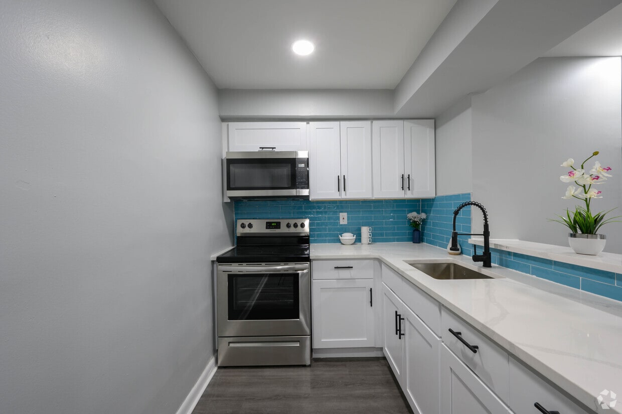 Cranston Hall Apartments - 3314 Old Capitol Trl Wilmington, DE 19808 ...