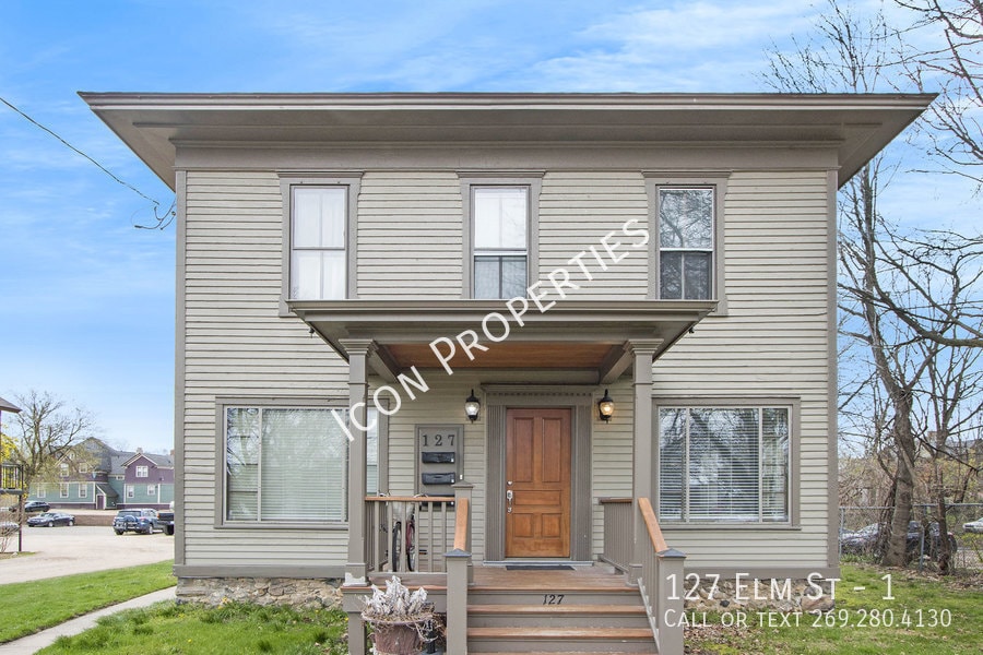 127 Elm St Unit 1, Kalamazoo, MI 49007 - Room for Rent in Kalamazoo, MI ...