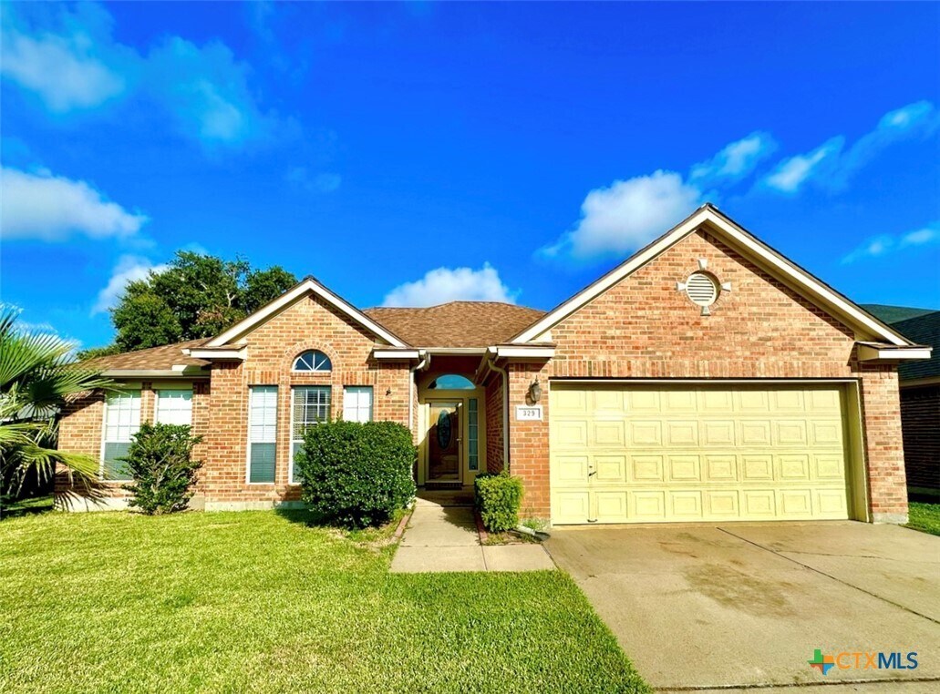 329 Macon Creek, Victoria, TX 77901 - Townhome Rentals in Victoria TX ...