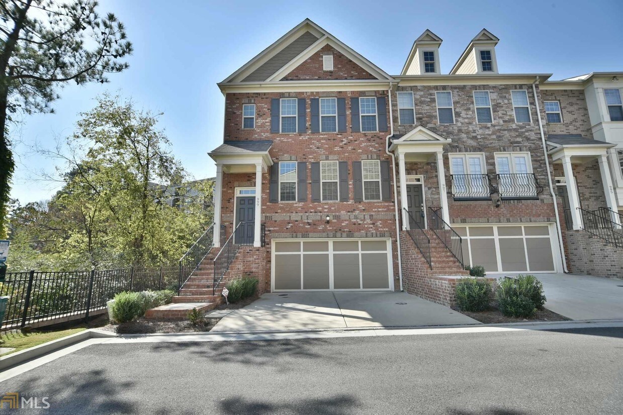 999 Sibley Ln NE, Atlanta, GA 30324 - House Rental in Atlanta, GA | Apartments.com