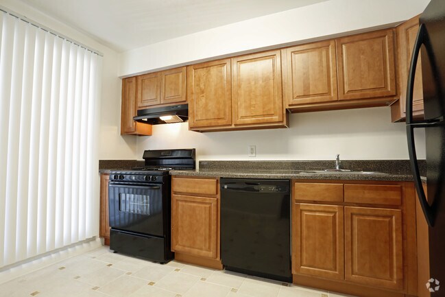 Mariner's Cove Apartment Homes Rentals - Virginia Beach, VA ...