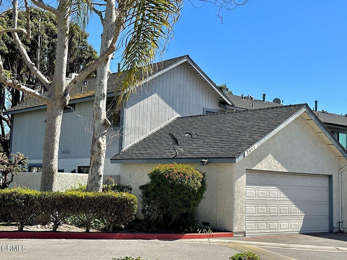 2077 E Bard Rd, Oxnard, CA 93033 - Condo for Rent in Oxnard, CA ...