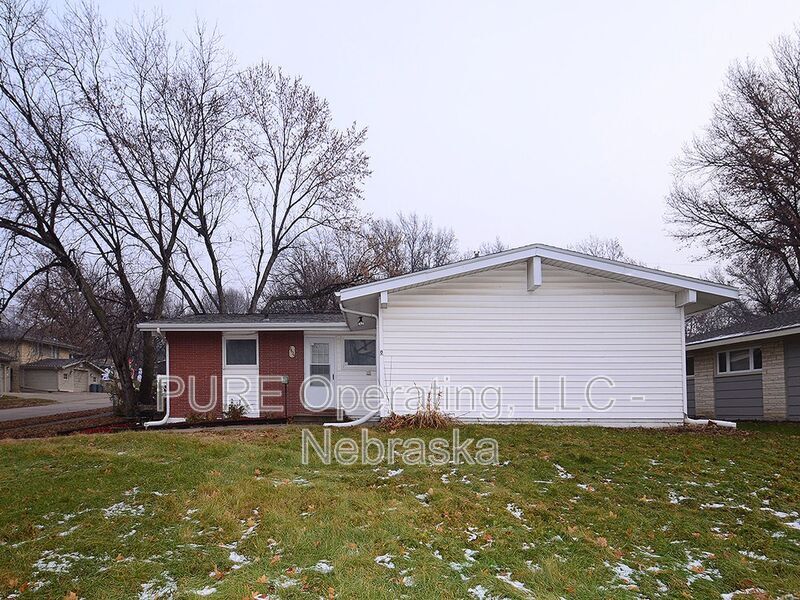 8624 Templeton Dr, Omaha, NE 68134 - House Rental in Omaha, NE ...