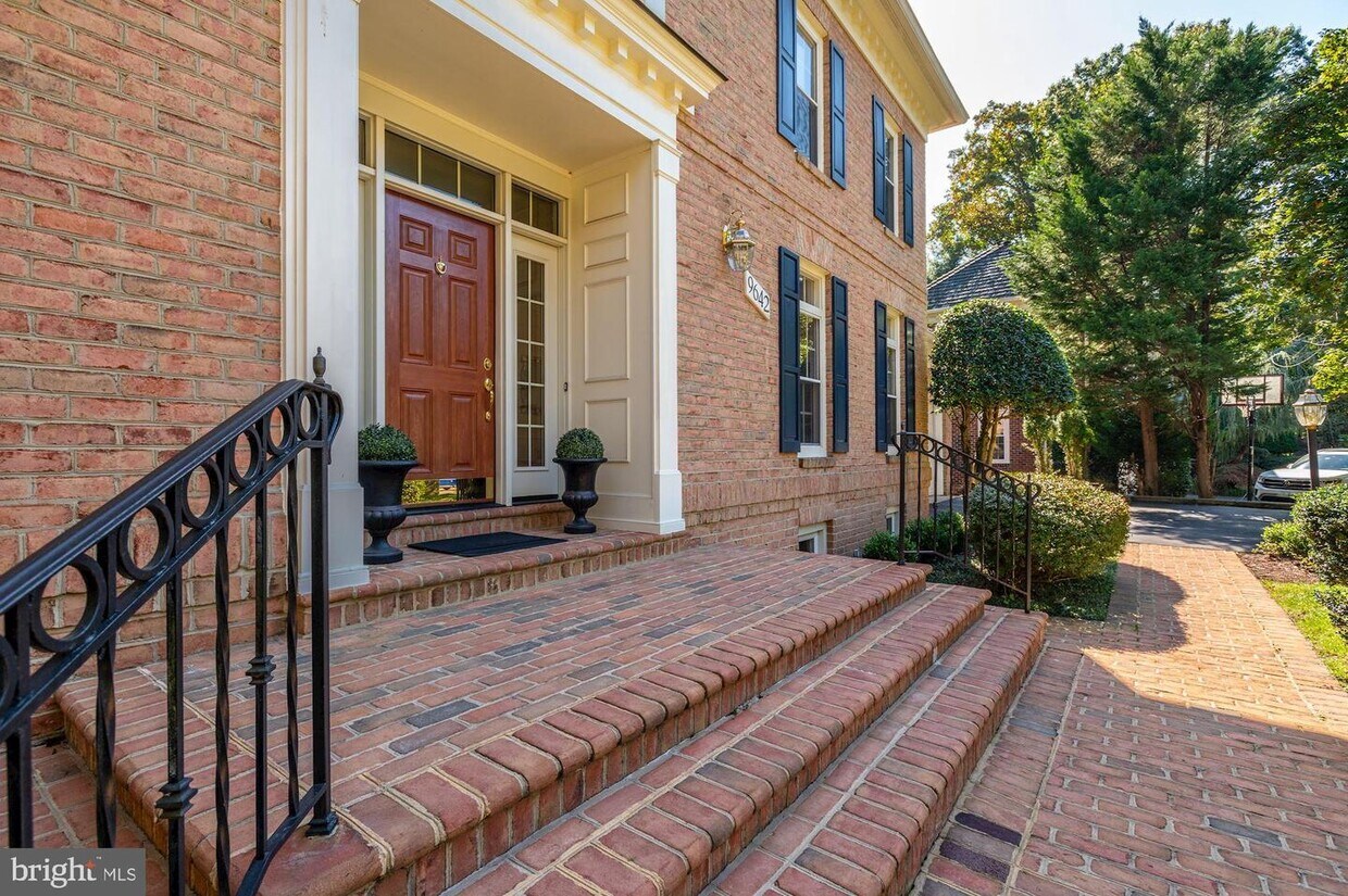 9642 Eagle Ridge Dr, Bethesda, MD 20817 - House Rental in Bethesda, MD ...