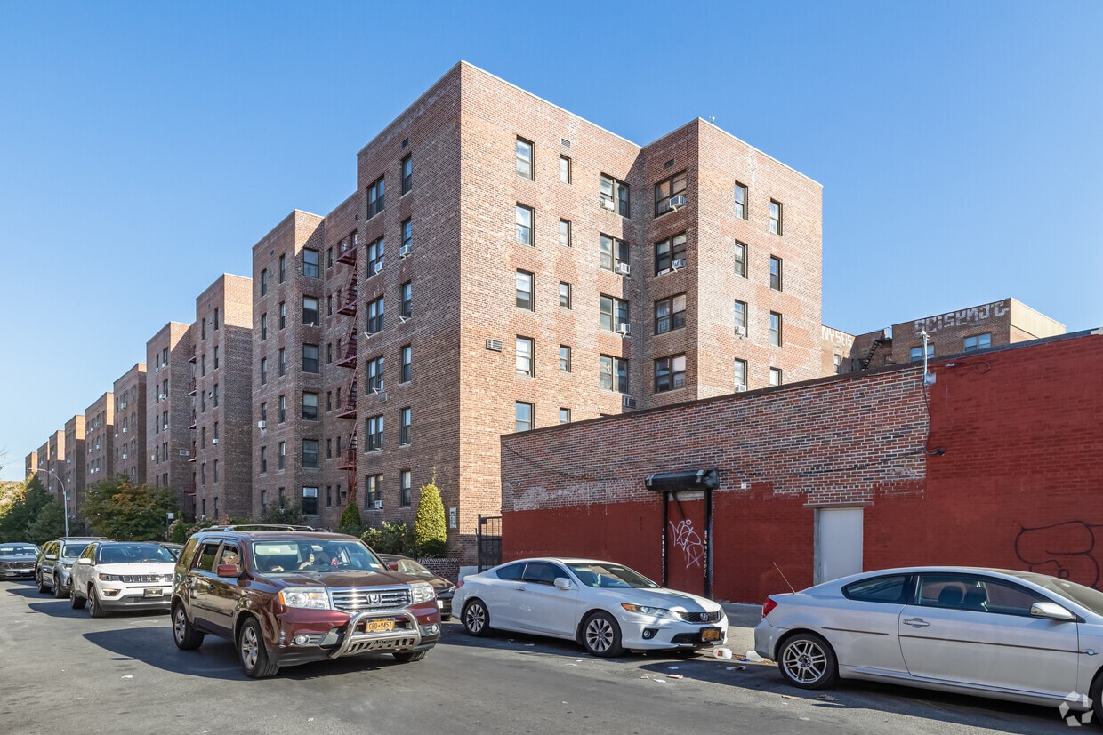 Bradford House - 3727 86th St Jackson Heights, NY 11372 | Apartments.com