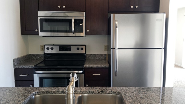 River Place Apartments - Apartments in Oshkosh, WI | Apartments.com