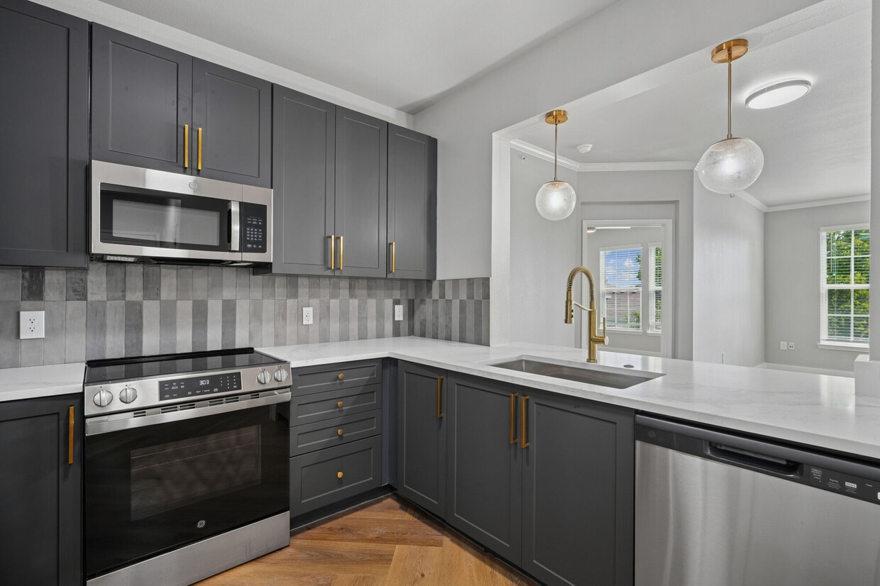 Whitmore - 225 S Heights Blvd Houston, TX 77007 | Apartments.com