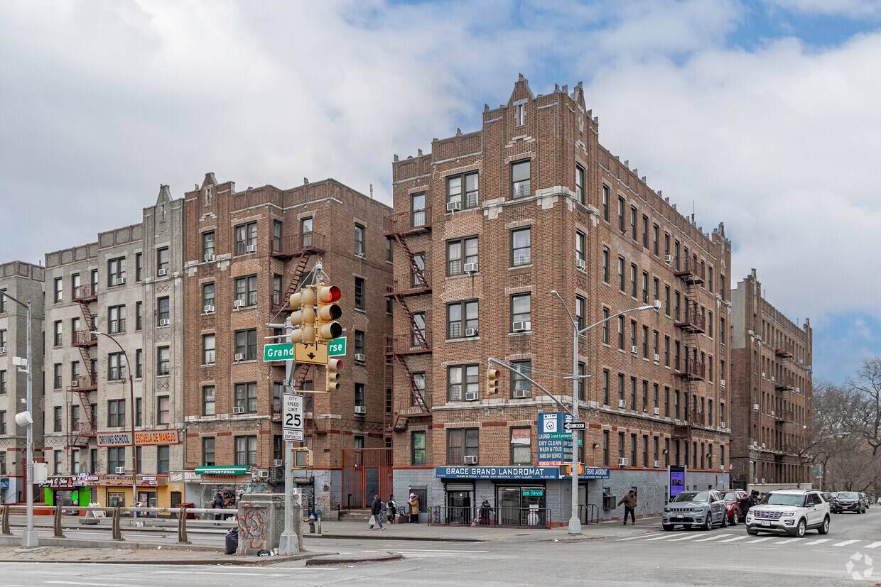 2565 Grand Concourse, The Bronx, NY 10468 - 2565 Grand Concourse The ...