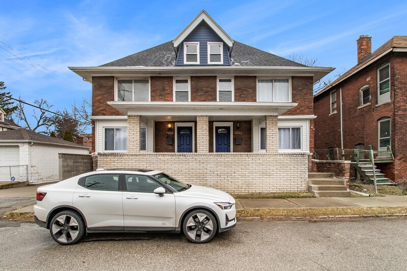 8270 John R St, Detroit, MI 48202 - Condo for Rent in Detroit, MI ...