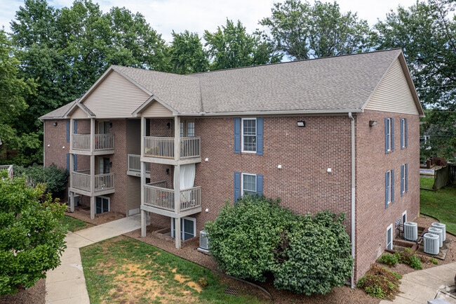 Newburgh Court Apartments Apartments - 4266 Old State Route 261 ...